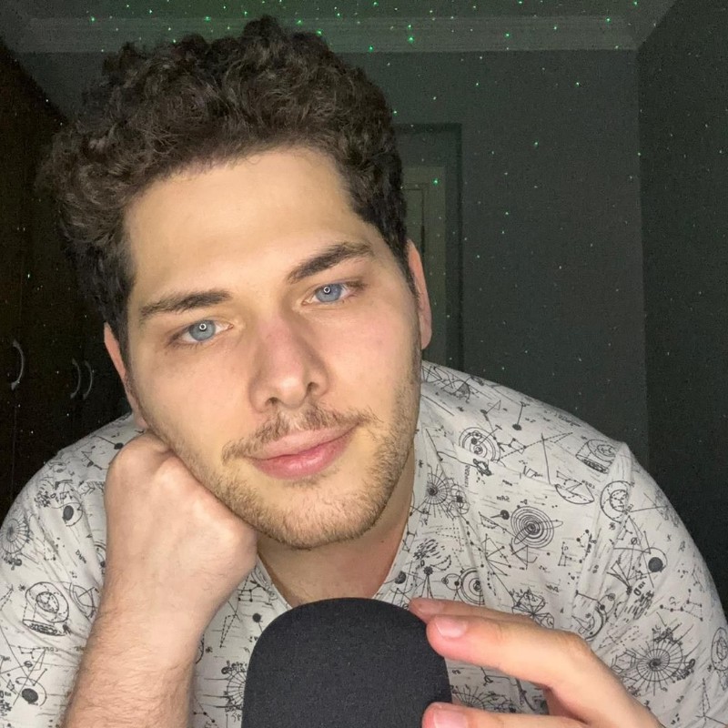 Kevin ASMR (@kevin.asmrytb) | Snapchat Stories, Spotlight & Lenses