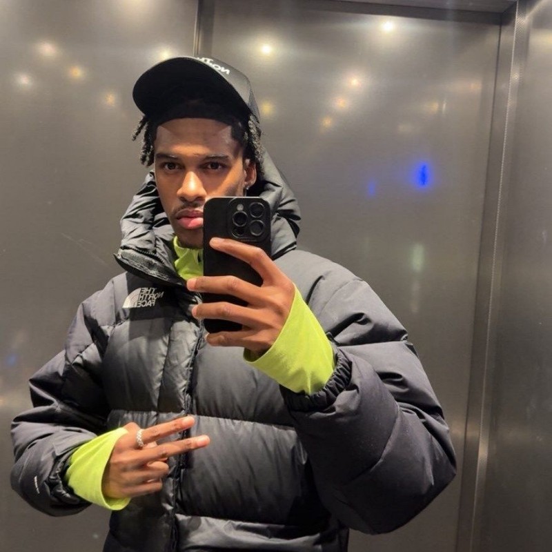 Kevin 69 (@kevindenige) | Snapchat Stories, Spotlight & Lenses