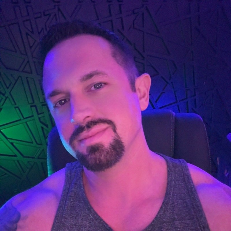 Kev Train (@kevtrain1.0) | Snapchat Stories, Spotlight & Lenses