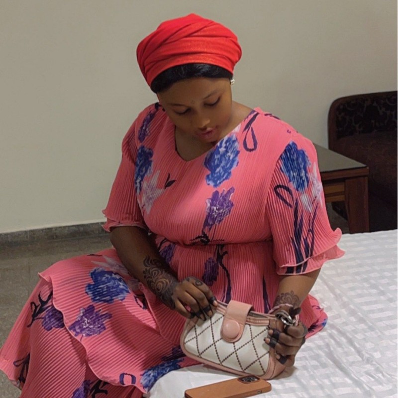 Khadeeja Yelwa (@khadeeja_yelwa) | Snapchat Stories, Spotlight & Lenses