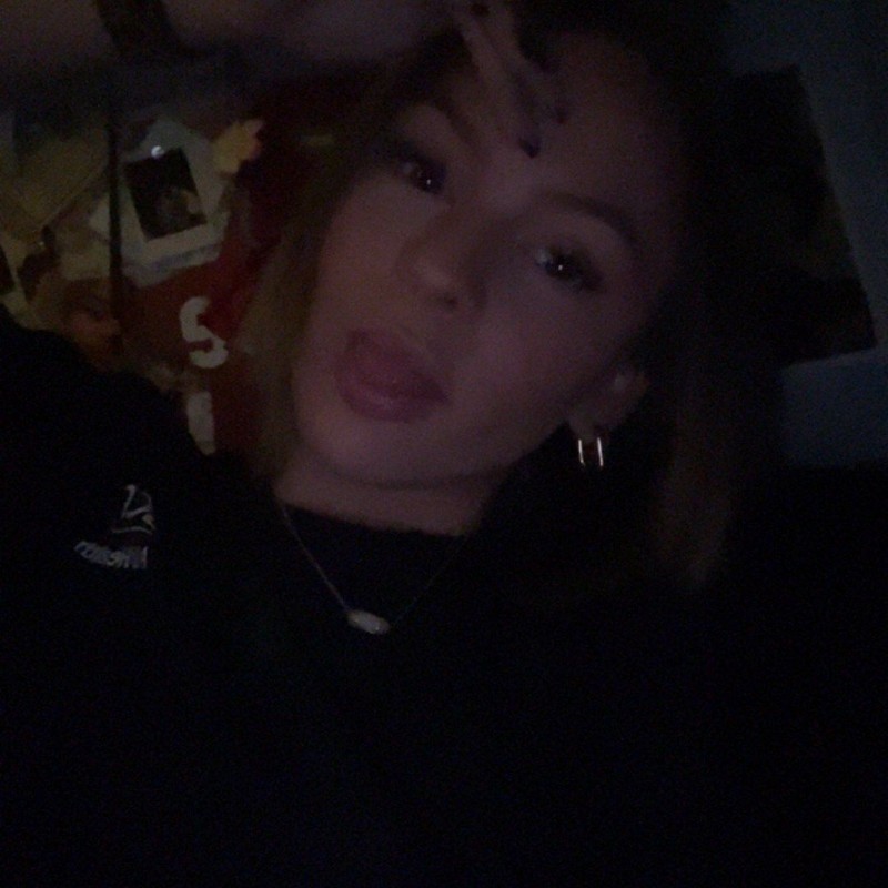 khloe grace 💌 (@khl.oedean) | Snapchat Stories, Spotlight & Lenses