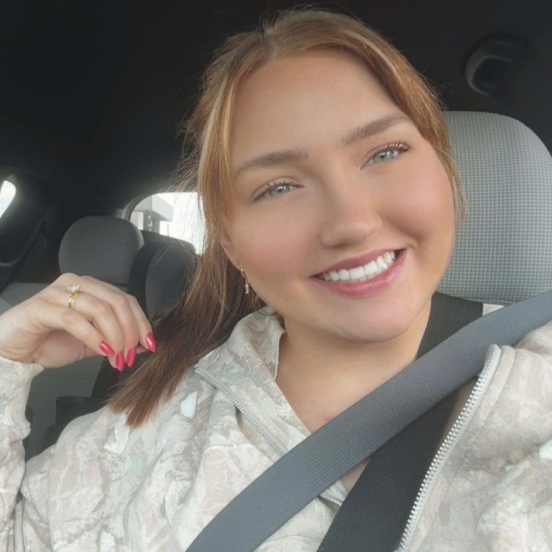 Kierah (@kierahraelyn) | Snapchat Stories, Spotlight & Lenses