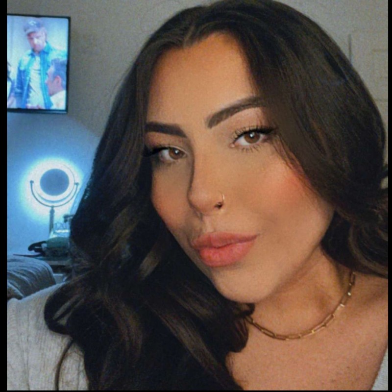 Kimberly Banks (@kimbanks) | Snapchat Stories, Spotlight & Lenses