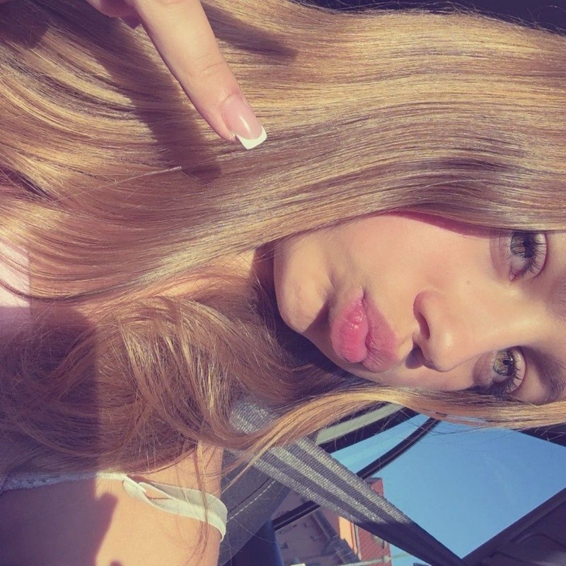 Kimi (@kimberlya692) | Snapchat Stories, Spotlight & Lenses