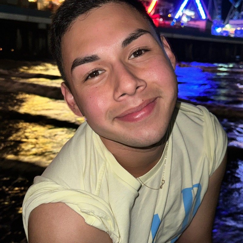 ππ²π·π° ππΎπ΅π²πͺπ·π Kingjulian0712 Snapchat Stories Spotlight And Lenses