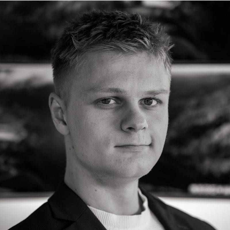 kingecom (@kingecom.no) | Stories, Spotlight og Linser fra Snapchat