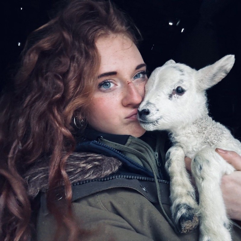 kittyx (@kittyxstaden) | Snapchat Stories, Spotlight & Lenses