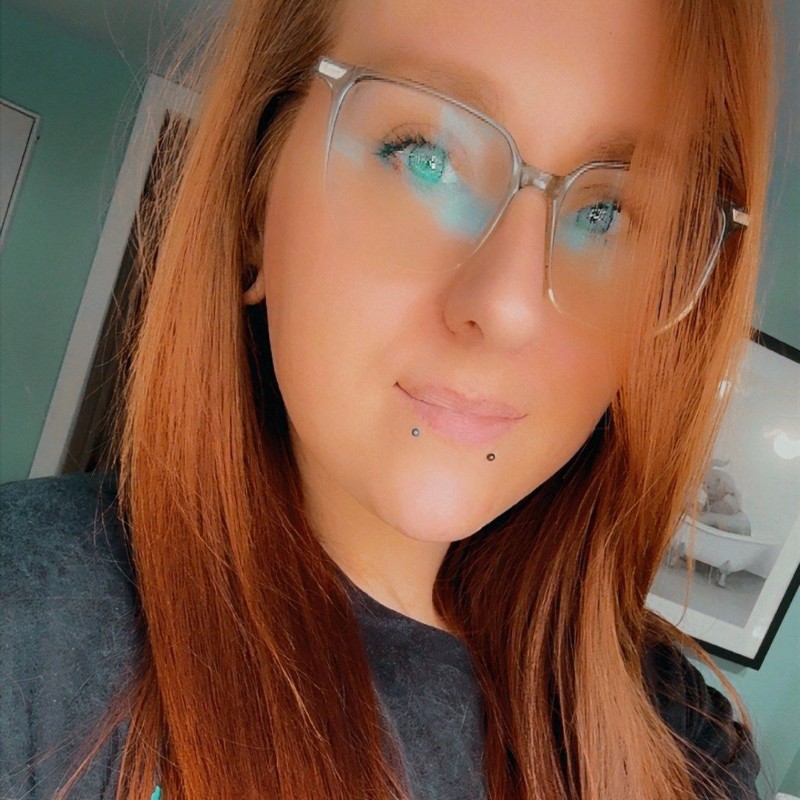 Kaylee Jane (@kjane2307) | Snapchat Stories, Spotlight & Lenses