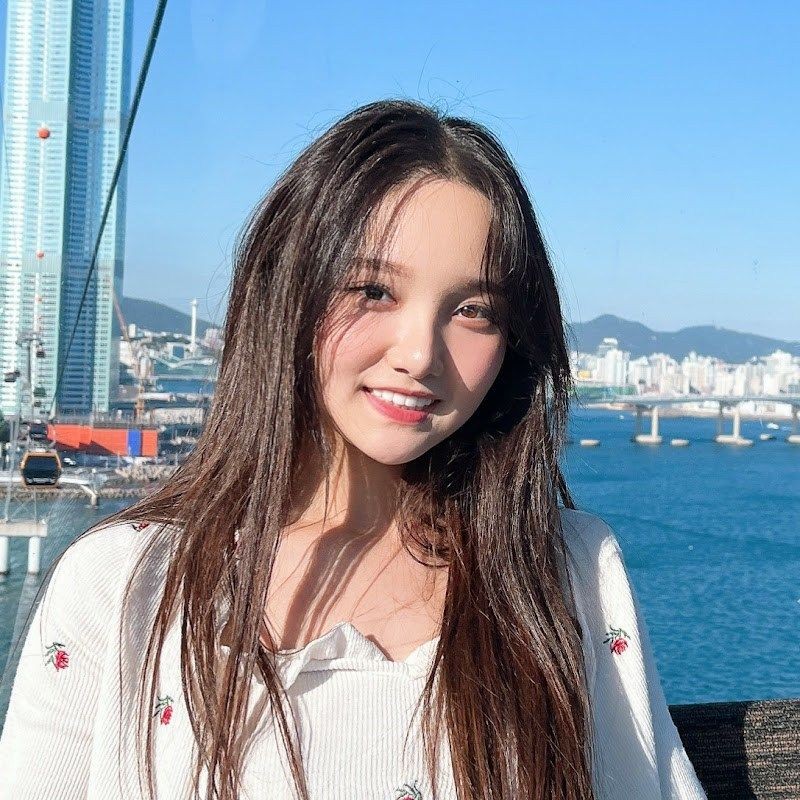 유백합 kkubi99 Sab (@kkubi.99) | Snapchat Stories, Spotlight & Lenses