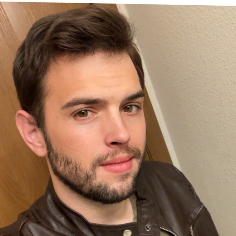 Colten Harrison (@kohl1093) | Snapchat Stories, Spotlight & Lenses