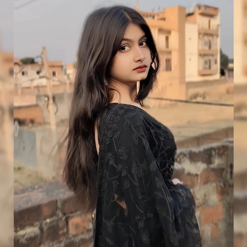 Komal_dutt (@komaldutt2025) | Snapchat Stories, Spotlight & Lenses