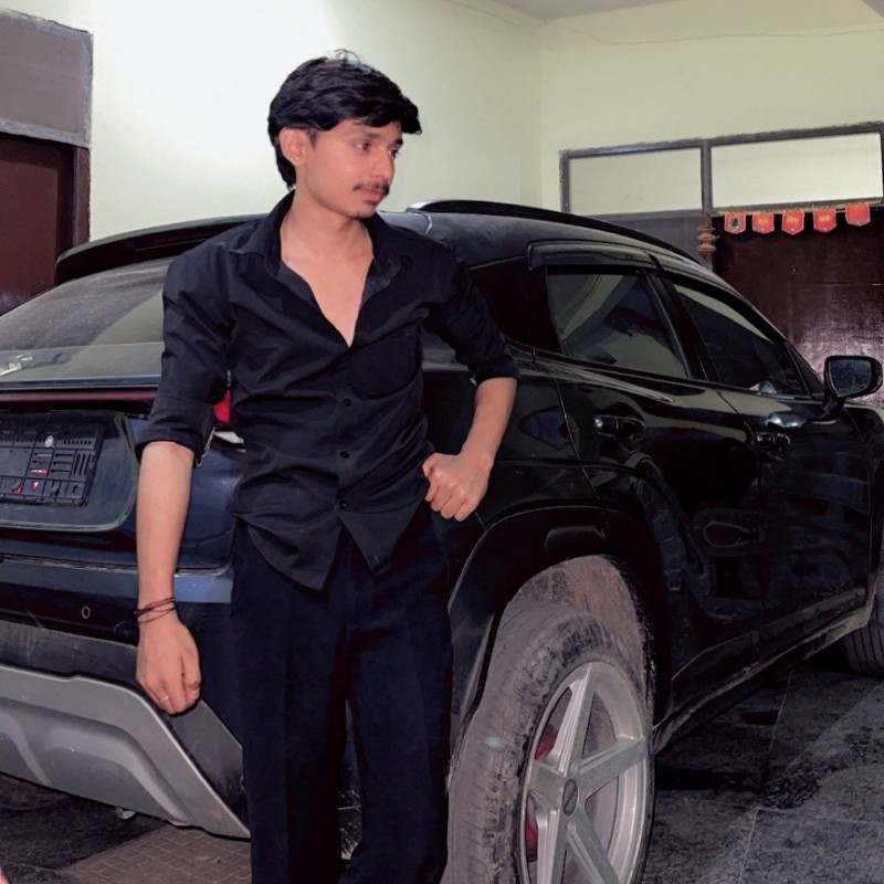 𝒦𝓇𝒾𝓈𝒽𝒶𝓃 💸⚜️ (@krishan_ch001) | Snapchat Stories, Spotlight & Lenses