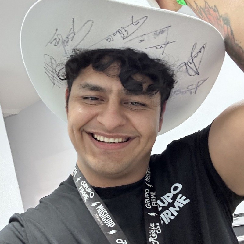 Kris Villalva (@kriss_villalva) | Snapchat-Stories, Spotlight och linser