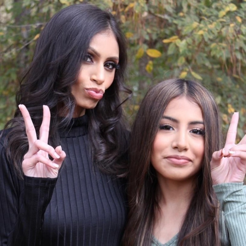 Kriss and Essme (@krissandessme) | Snapchat Stories, Spotlight & Lenses