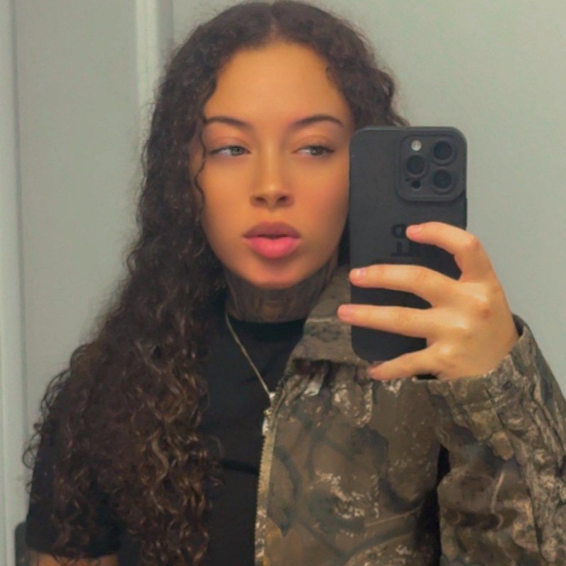 Kriss 🌈 (@krissjordan23) | Snapchat Stories, Spotlight & Lenses