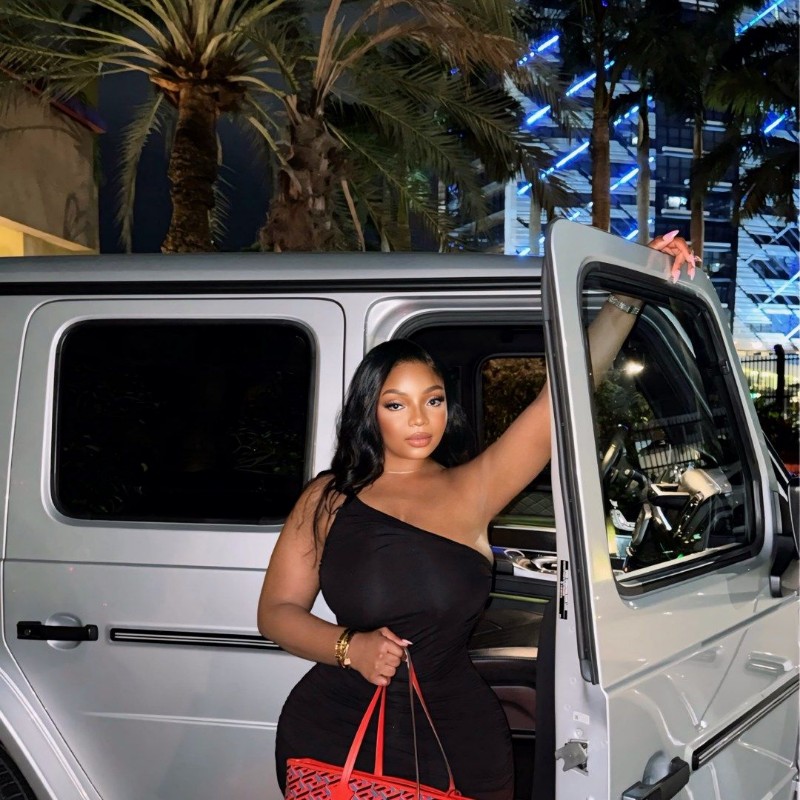 Christiana (@kristal_i) | Snapchat Stories, Spotlight & Lenses