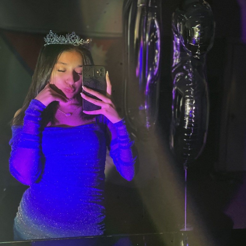 kriti🦋🫶🏻 (@kriti_b10) | Snapchat Stories, Spotlight & Lenses