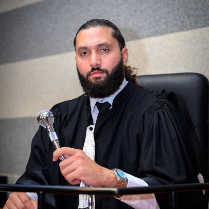 Maître Kada SADOUNI (@ks-avocat) | Snapchat Stories, Spotlight & Lenses