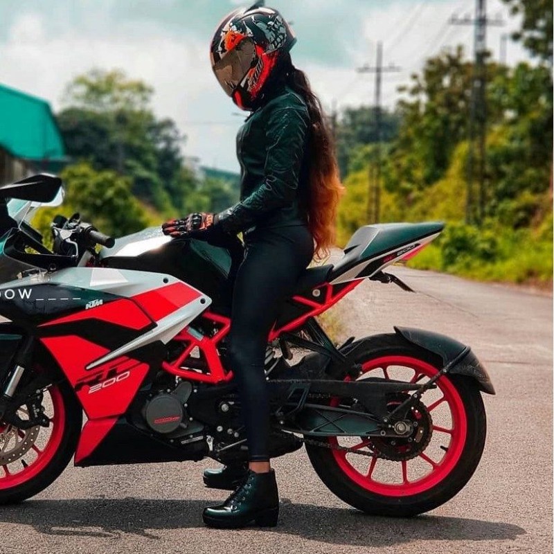 👻 DEVILZ QUEEEN 👻 (@ktm_girlz) | Snapchat Stories, Spotlight & Lenses