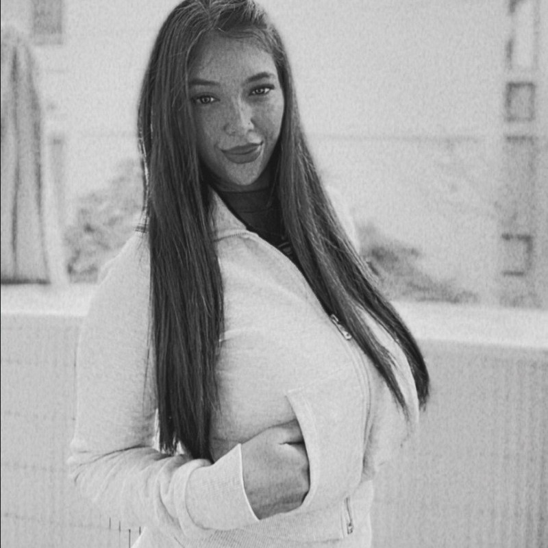 Nesrine El Bejaoui (@kulup.kl) | Snapchat Stories, Spotlight & Lenses