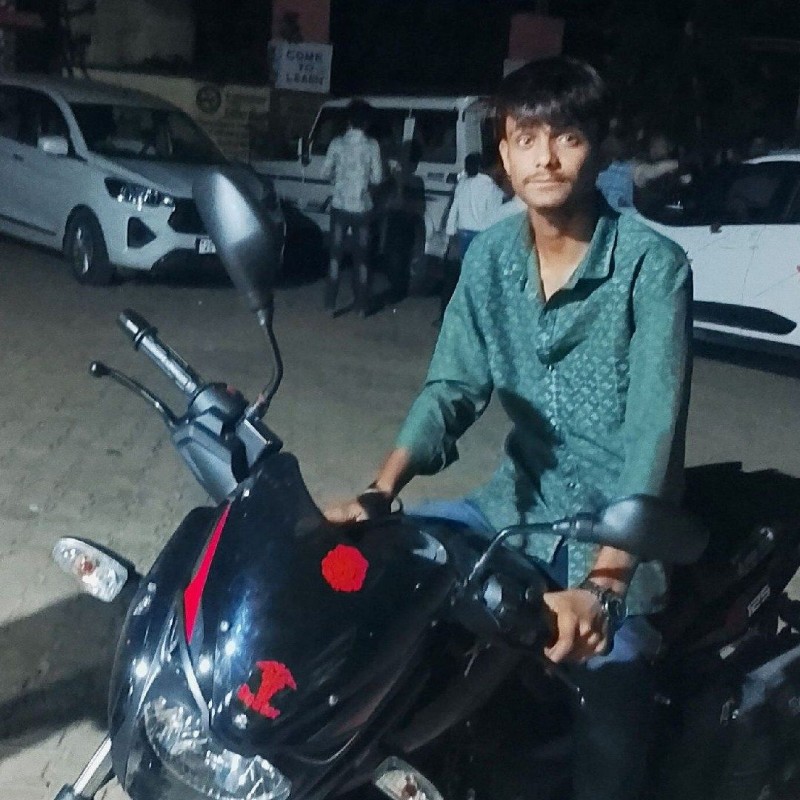 Krishan Kumar Prajapati (@kumawat256797) | Snapchat Stories, Spotlight ...