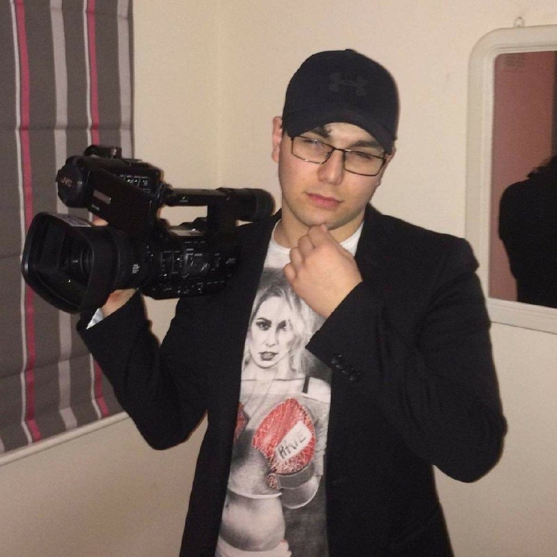 Mama Qala (@kurdlabs) | Snapchat Stories, Spotlight & Lenses