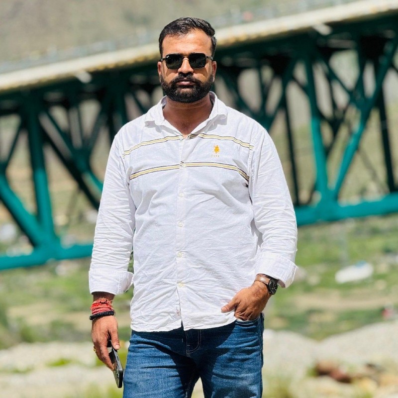 Kuwar Sa (@kuwar5899) | Snapchat Stories, Spotlight & Lenses