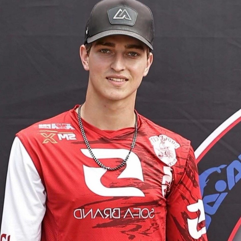 Konnor Visger (@kvisger229) | Snapchat Stories, Spotlight & Lenses