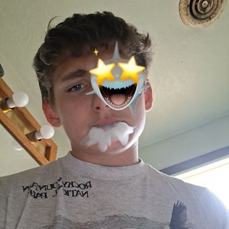 Kyle🍃💨 (@kylesimpson9993) | Snapchat Stories, Spotlight & Lenses