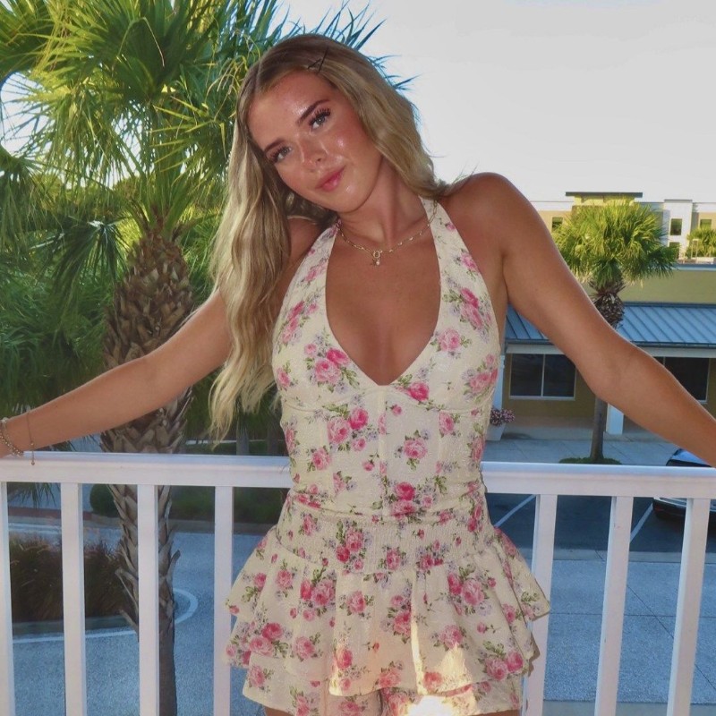 kylie castle (@kylie.castle) | Snapchat Stories, Spotlight & Lenses