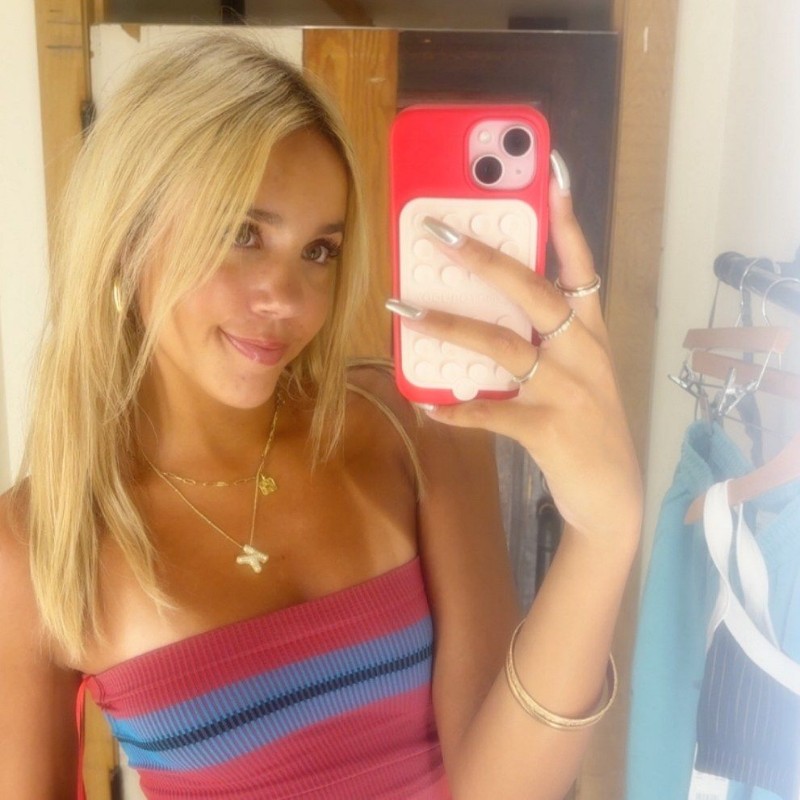 kylie (@kylie_surf) | Snapchat Stories, Spotlight & Lenses