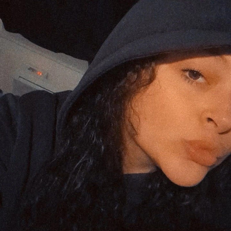 ♤M♡E L♧ (@laaa2022870) | Snapchat Stories, Spotlight & Lenses