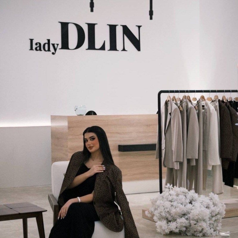 lady.dlin (@lady.dllin) | Snapchat Stories, Spotlight & Lenses
