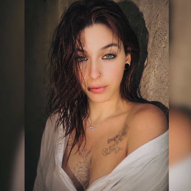 Vanessa.M120i💋 (@lady_m120i) | Snapchat Stories, Spotlight & Lenses