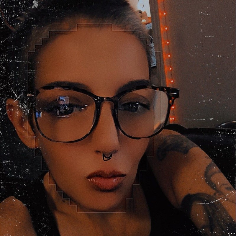 Lady Luna Xo (@ladylunaxo) | Snapchat Stories, Spotlight & Lenses