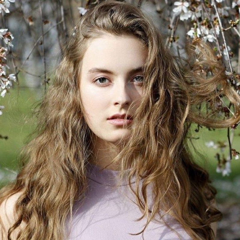 Laila Wolf (@lailaaawolf) | Snapchat Stories, Spotlight & Lenses