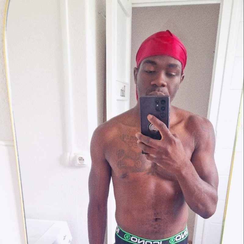 lala05_money (@lala05_money) | Snapchat Stories, Spotlight & Lenses