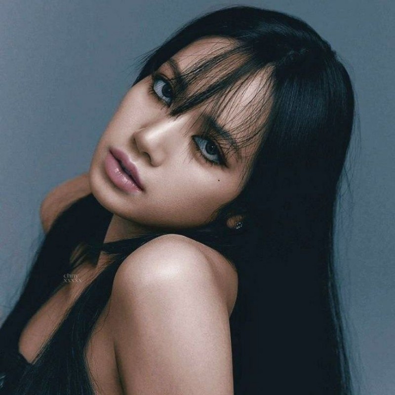 Lalisa Manobal (@lalisa_meee) | Snapchat Stories, Spotlight & Lenses