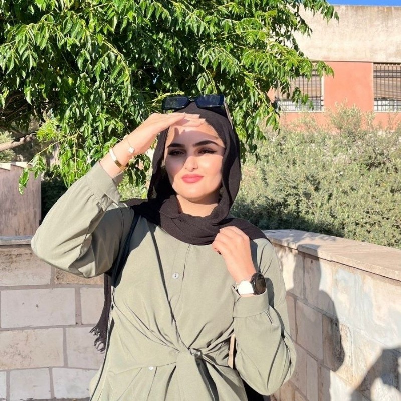 Lama alhosani (@lama_alhosani21) | Snapchat Stories, Spotlight & Lenses