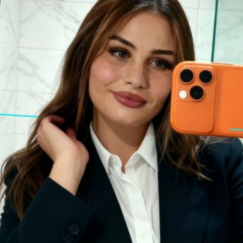 Lamia♥️ka (@lamia_21599) | Snapchat Stories, Spotlight & Lenses