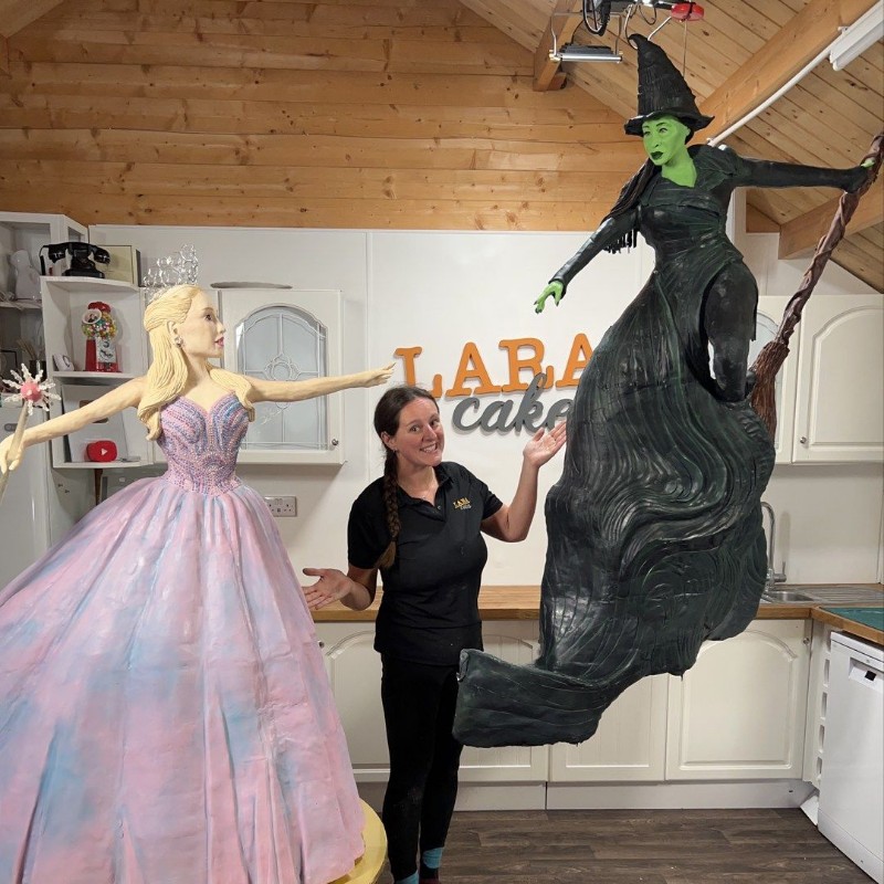 Lara Cakes (@lara-cakes) | Snapchat Stories, Spotlight & Lenses