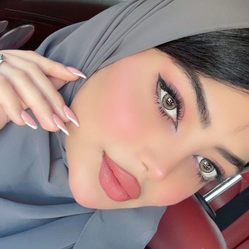 Lara 🇴🇲🇮🇶 (@lara_1x) | Snapchat Stories, Spotlight & Lenses