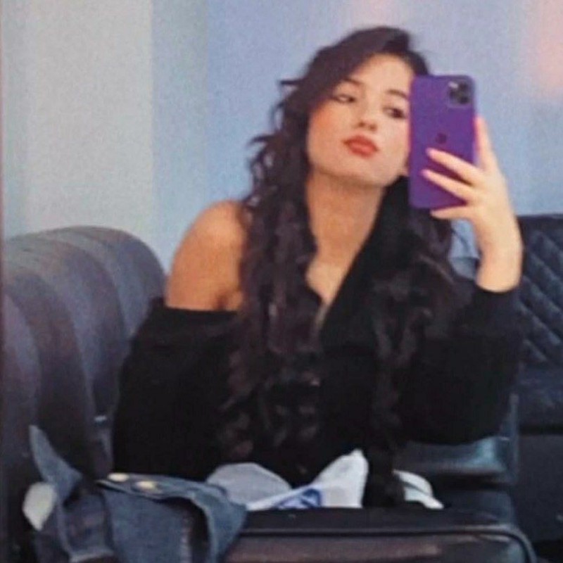 ᒪᗩ.ᗷᗩᗷY_ᖇ🤍 . (@lara_bab1) | Snapchat Stories, Spotlight & Lenses