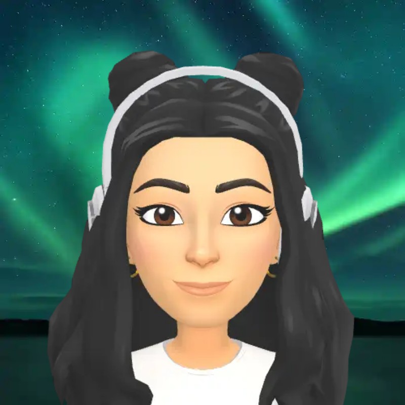 Lara Nicole (@laranicole) | Snapchat Stories, Spotlight & Lenses