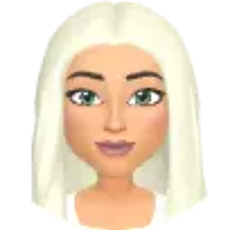 Larissa Queen👑 (@larissaqueenn) | Snapchat Stories, Spotlight & Lenses