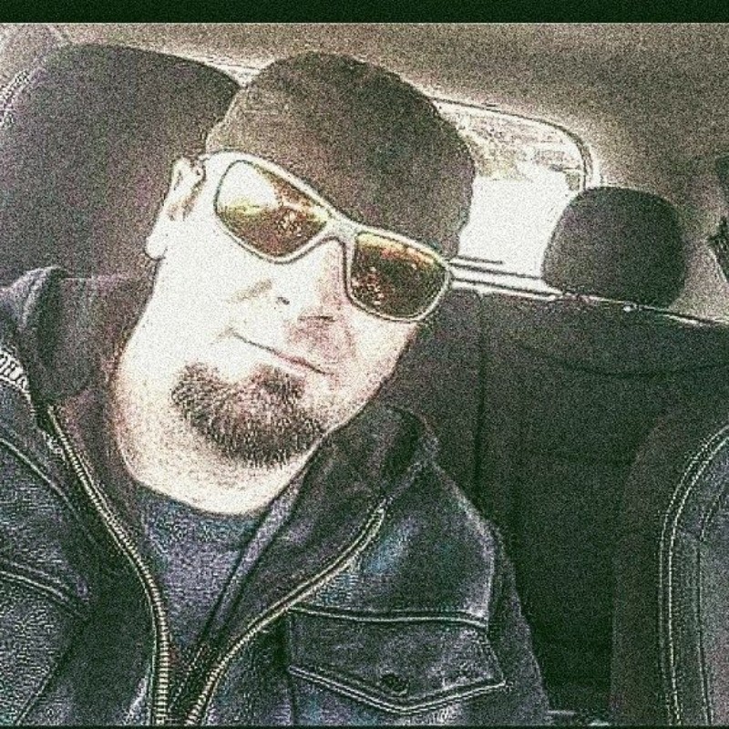 Larry Stoots (@larrystoots) | Snapchat Stories, Spotlight & Lenses