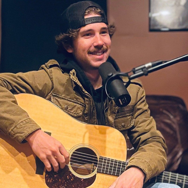 Lathan Bryant🎸 (@lathanbryant) | Snapchat Stories, Spotlight & Lenses