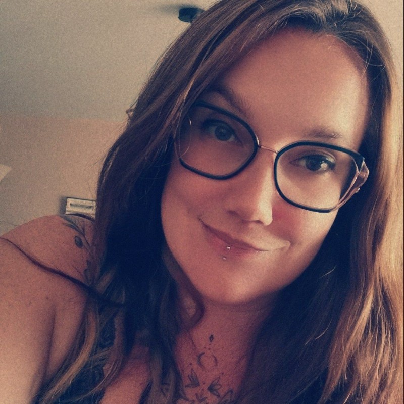 lurbst (@laura-nanaraphy) | Snapchat Stories, Spotlight & Lenses