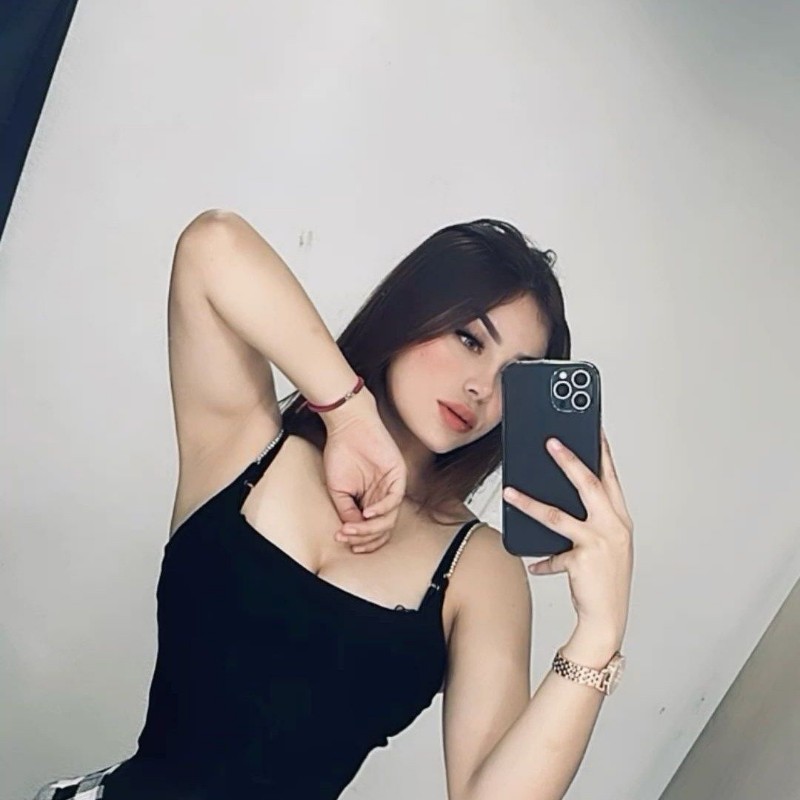 Laura 💜🧸 (@laura.brso) | Snapchat Stories, Spotlight & Lenses