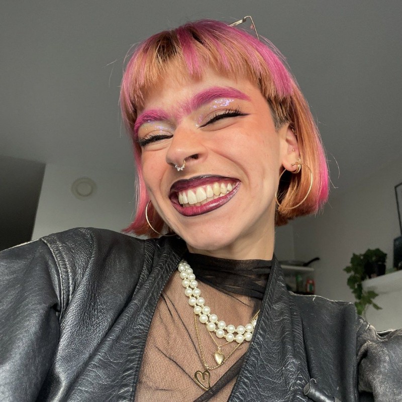 Laurane (@laurane.rose) | Snapchat Stories, Spotlight & Lenses